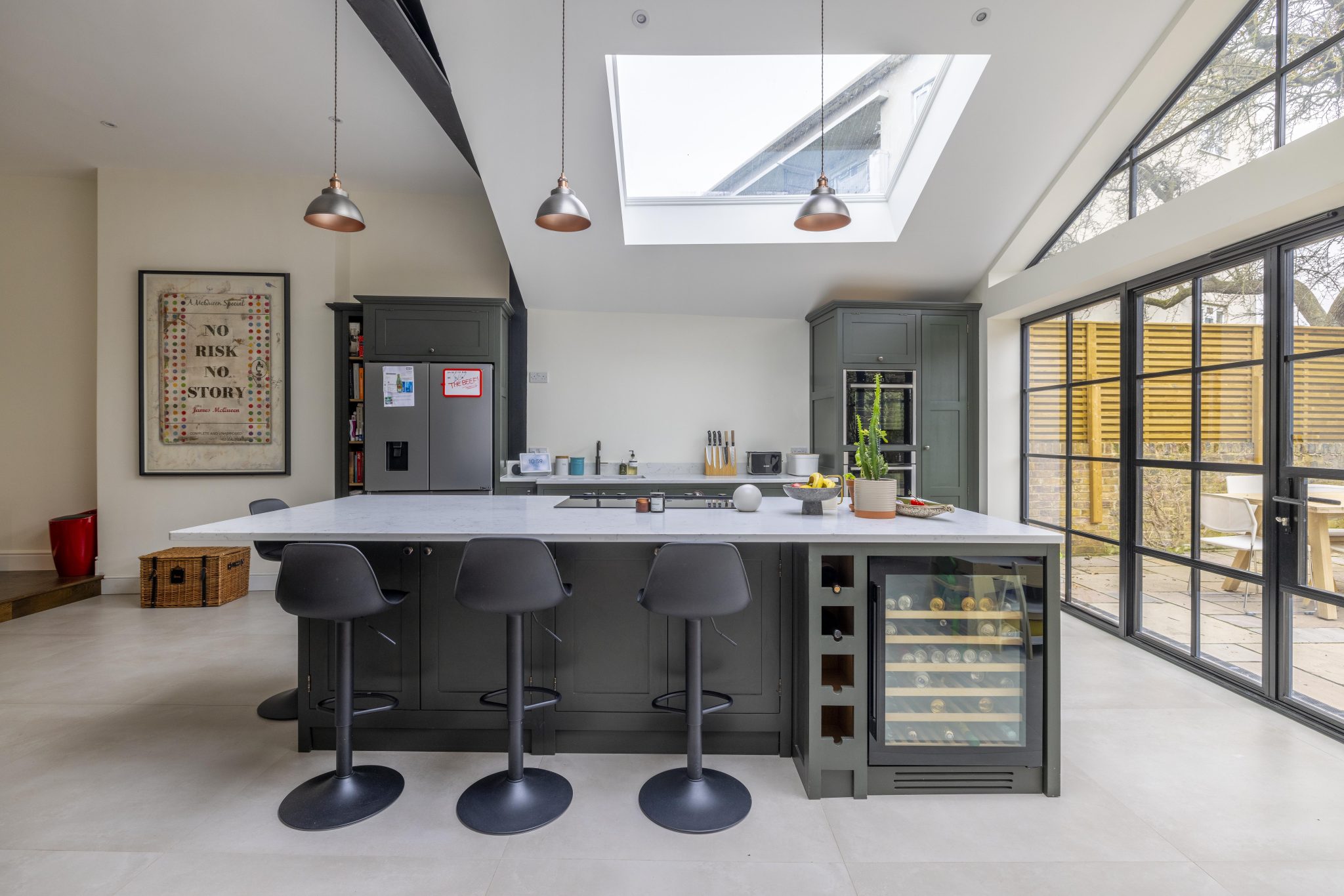 The Perfect Kitchen Layout: The Pros and Cons of Different Designs ...